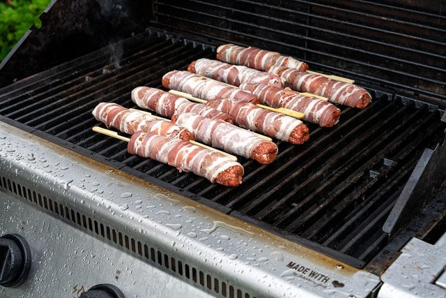 Mini Bacon Bomb Sticks - bigBBQ