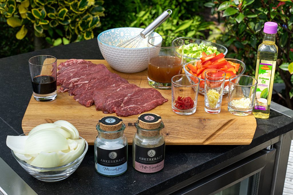 US Rinderfilet mit Gemüse aus dem Wok - bigBBQ