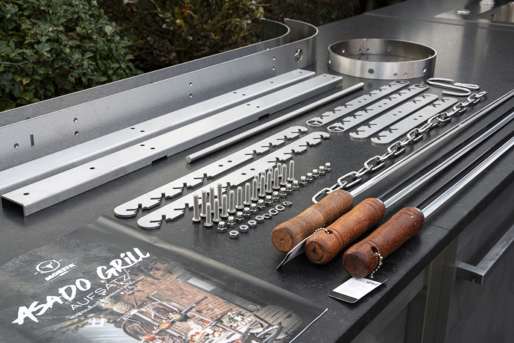 Praxistest: Moesta BBQ Asado Grill Aufsatz für den Bandit - bigBBQ