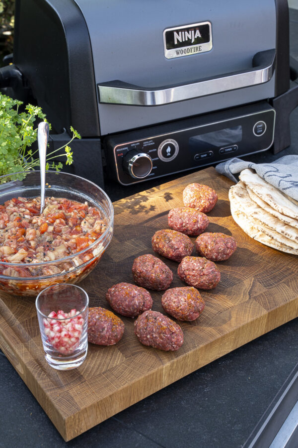 Mini Kebabs mit Baba Ghanoush vom Ninja Woodfire - bigBBQ