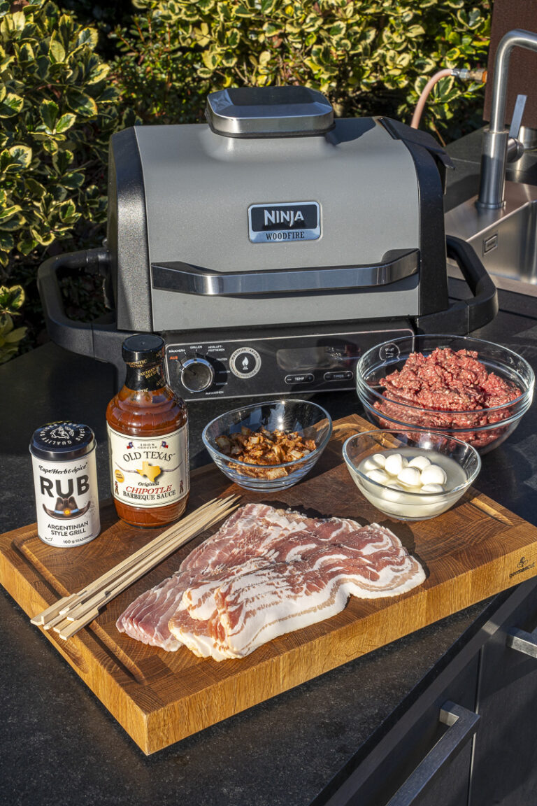 Mini Bacon Bomb Sticks - bigBBQ